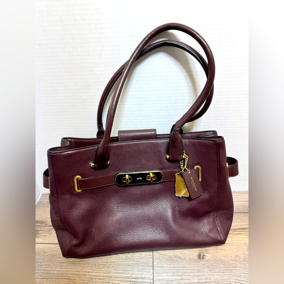 Coach | Bags | Coach Swagger Purple Pebbled Leather Double Turnlock ...